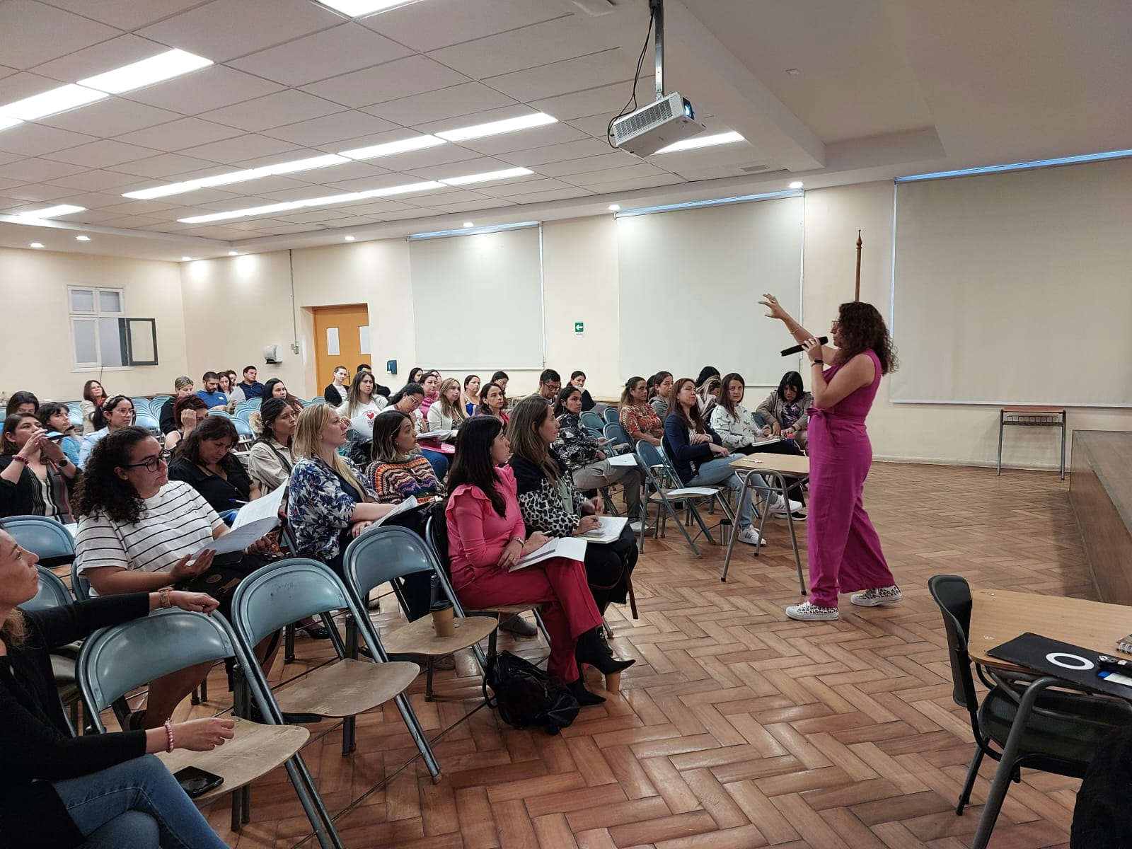 Fortaleciendo Vínculos: Campur de Padres y Equipo Directivo en Asamblea ...